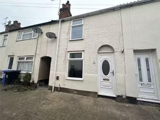 Cheap 2 bedroom Mid Terrace House to rent, Jacobs Street, Lowe.