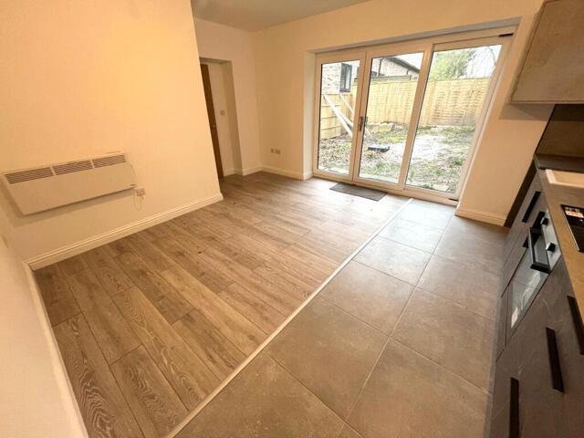 For Rent 2 Bedroom Shared Living/roommate Macclesfield Cheshire DS101750126