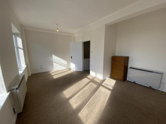 For Rent 2 Bedroom Shared Living/roommate Barnet Great London DLS101599328