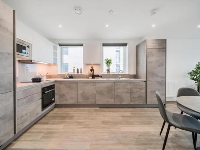 For Rent 2 Bedroom Shared Living/roommate Ealing Great London DLS100859766