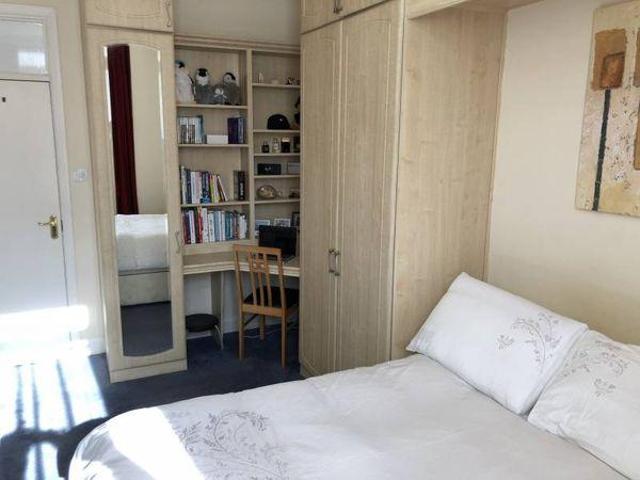 For Rent 2 Bedroom Shared Living/roommate Greater London England DS97415542