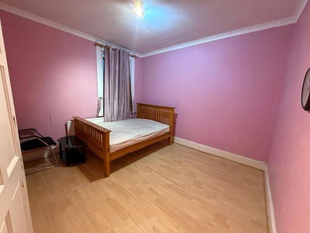For Rent 2 Bedroom Shared Living/roommate Greater London England DS97421075
