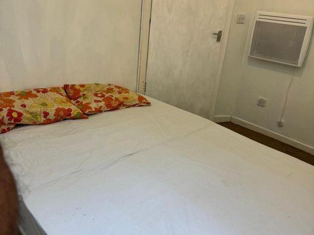 For Rent 2 Bedroom Shared Living/roommate Greater Manchester England DS97420635