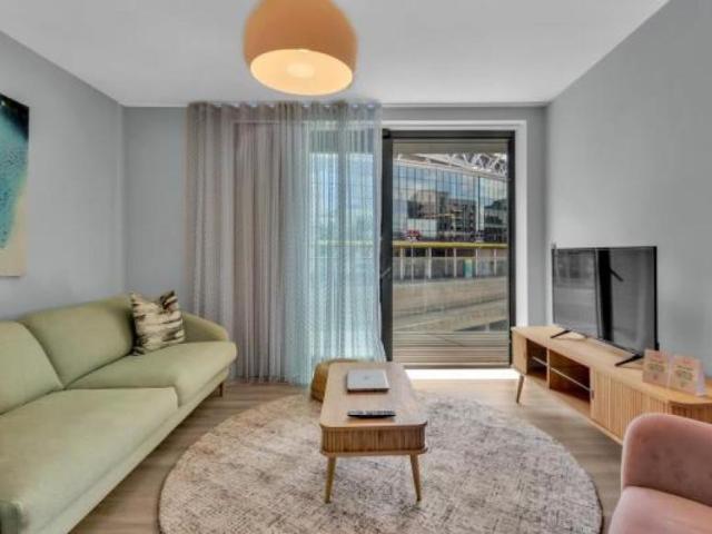 For Rent 2 Bedroom Shared Living/roommate London London DLS90561246