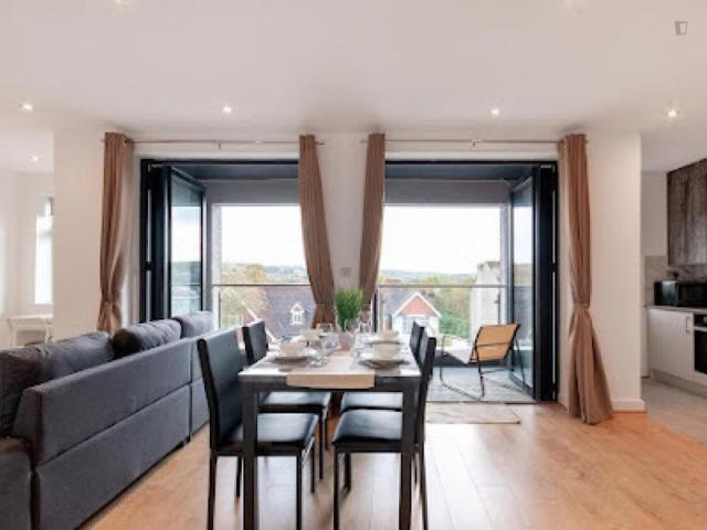 For Rent 2 Bedroom Shared Living/roommate London London DLS90561310