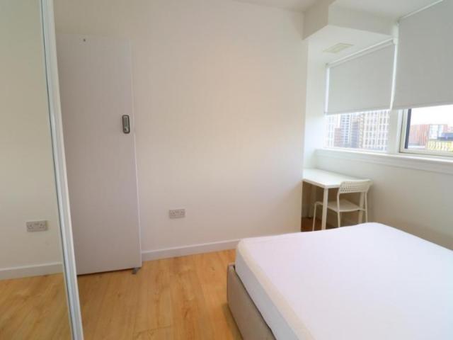 For Rent 2 Bedroom Shared Living/roommate London London DLS90563862