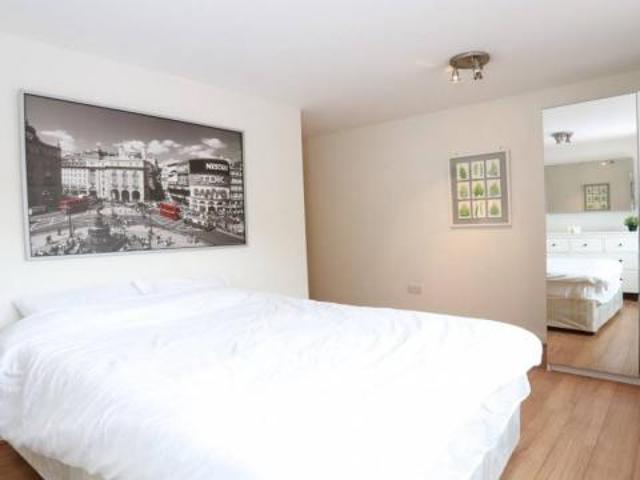 For Rent 2 Bedroom Shared Living/roommate London London DS81037336
