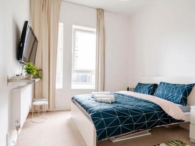 For Rent 2 Bedroom Shared Living/roommate London London DS90561745