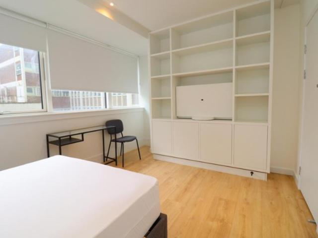 For Rent 2 Bedroom Shared Living/roommate London London DS90563860