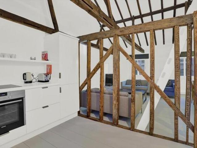 For Rent 2 Bedroom Shared Living/roommate London London DS100626892