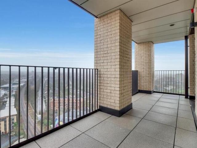 For Rent 2 Bedroom Shared Living/roommate London London DS101626737