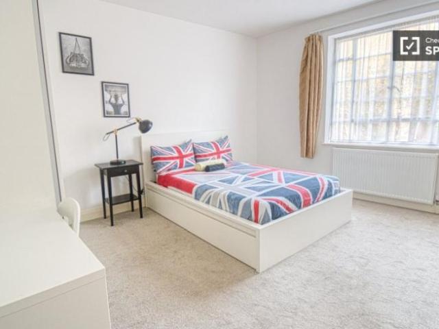 For Rent 2 Bedroom Shared Living/roommate London London DS101670969