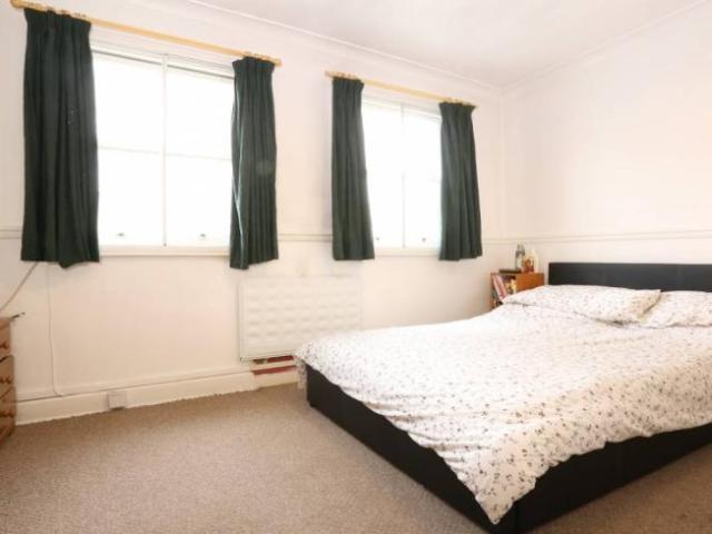 For Rent 2 Bedroom Shared Living/roommate London London DS101847311