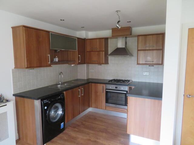 For Rent 2 Bedroom Shared Living/roommate Rochdale Lancashire DS101868310