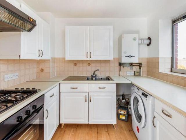For Rent 2 Bedroom Shared Living/roommate Surrey Surrey DS101920347