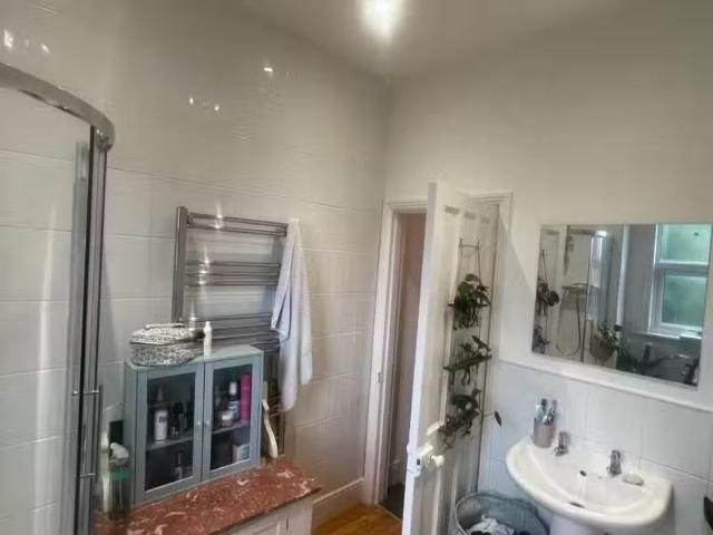 Deal! 2 bedroom terraced house for rent in Albert Street, Leam.