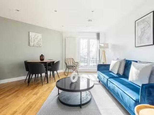 New 2 BR Brook Avenue