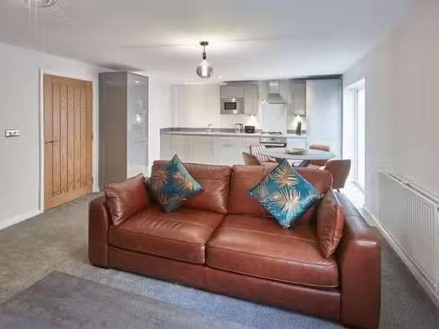For Rent! 2 BR Carrs Yard