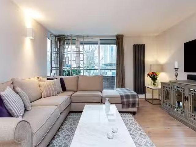 For Rent! 2 BR Crossfield Road