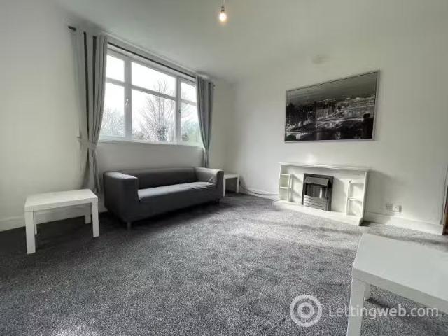 Nice 2 BR Property to rent in 116F Victoria Road