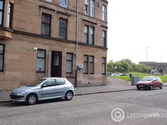 For Rent! 2 BR Property to rent in 286 Springburn Road, Spring.