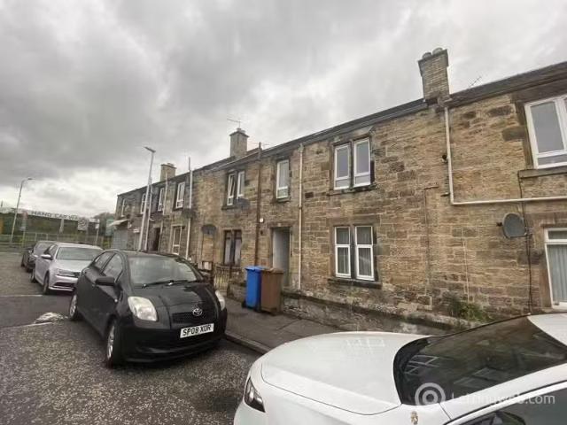 Rental! 2 BR Property to rent in 93D Ramsay Road, Kirkcaldy, F.