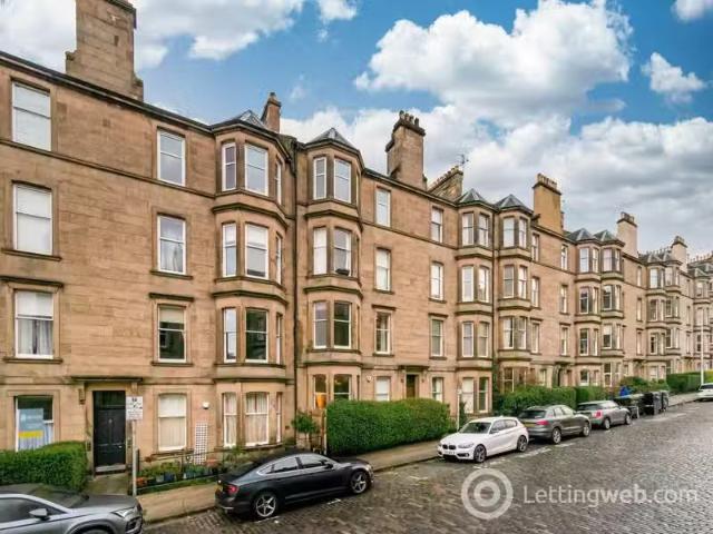Just in! 2 BR Property to rent in Comely Bank Avenue, Comely B.