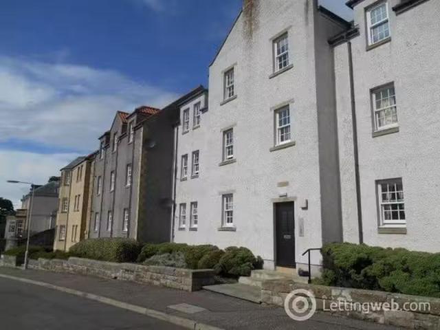 Nice 2 BR Property to rent in Chalmers Brae
