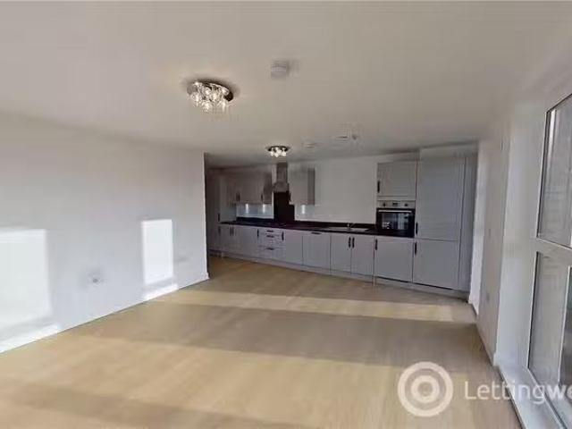 Rental! 2 BR Property to rent in Cunningham Square, Edinburgh.