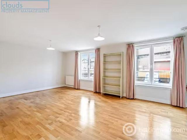 Deal! 2 BR Property to rent in Annandale Street, Bellevue