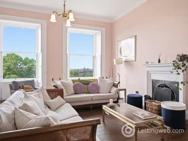 For Rent! 2 BR Property to rent in Ainslie Place, Edinburgh, M.