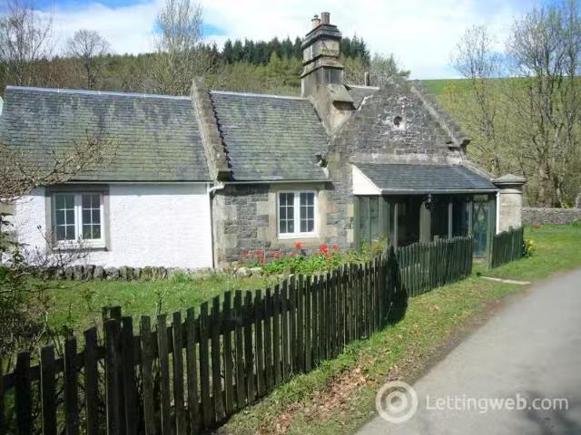 Just in! 2 BR Property to rent in Borthwick Hall, Heriot, Scot.