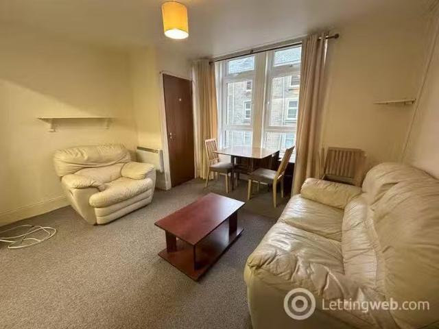 Unique 2 BR Property to rent in Balmore Street, Dundee