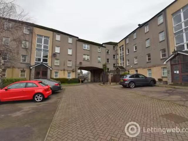 New 2 BR Property to rent in King Street, City Centre, Aberdee.