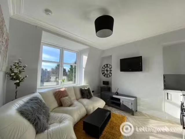 For Rent! 2 BR Property to rent in Hutcheon Street, Aberdeen.