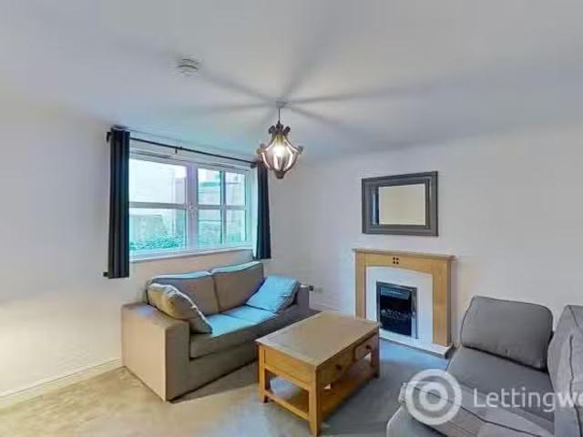 Deal! 2 BR Property to rent in Old Tolbooth Wynd, Edinburgh, EH8