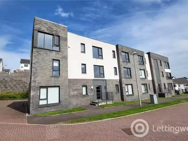 Deal! 2 BR Property to rent in Peters Gate, Bearsden, Glasgow.
