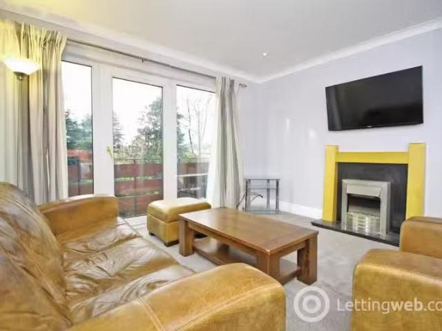 New 2 BR Property to rent in West Craigs Crescent,, Edinburgh.