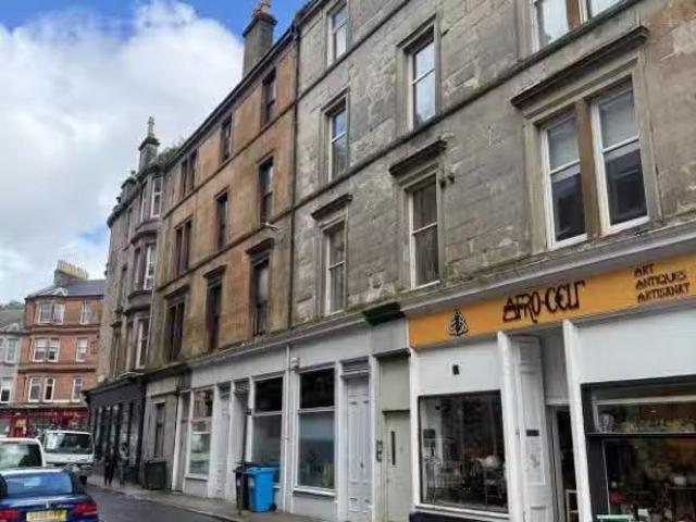 For Rent! 2 BR Property to rent in West Princes Street, Rothe.