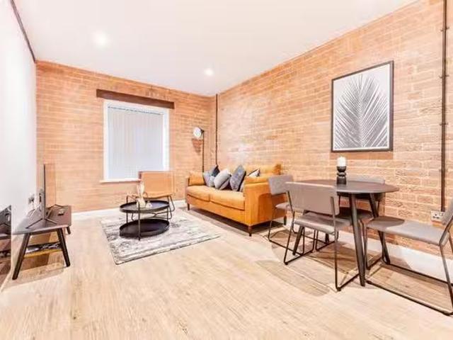 For Rent! 2 BR Wetmore Road
