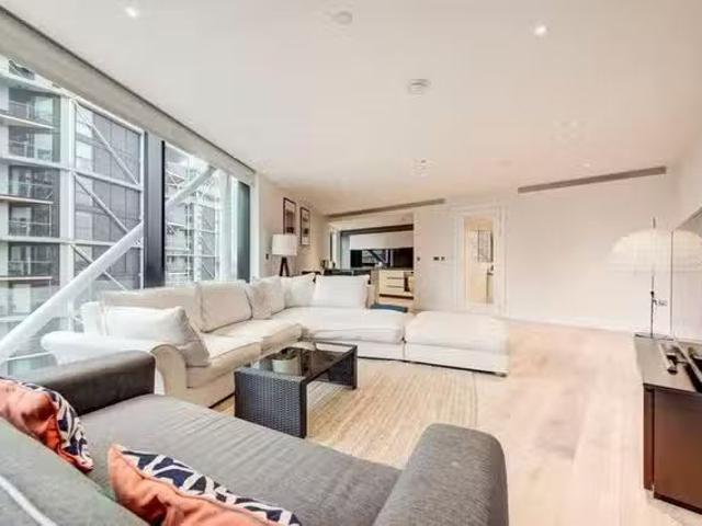Cheap 2 BR 1 River Light Quay