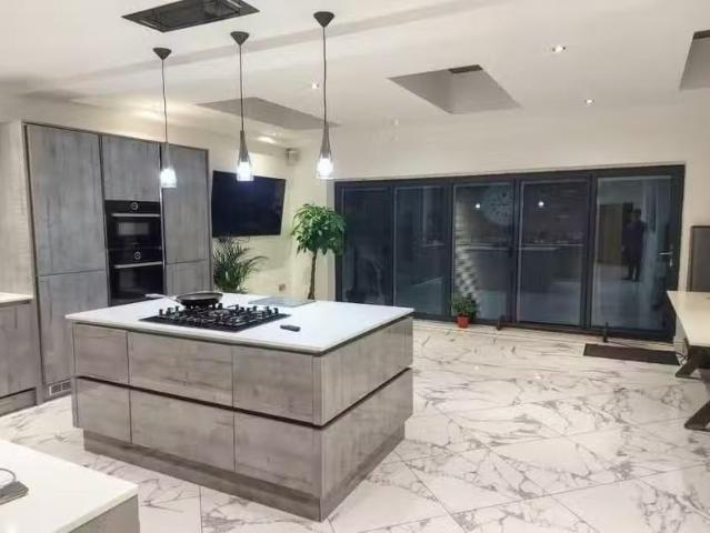 Rental! 3 BA 4 bedroom bungalow for rent in The Bungalow, Scar.