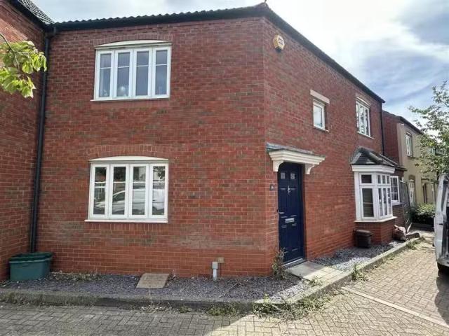 For Rent! 3 BA 4 bedroom house for rent in Blandamour Way, Bri.