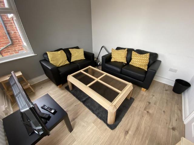 For Rent 3 Bedroom Apartment Arboretum East Midlands DS98286105
