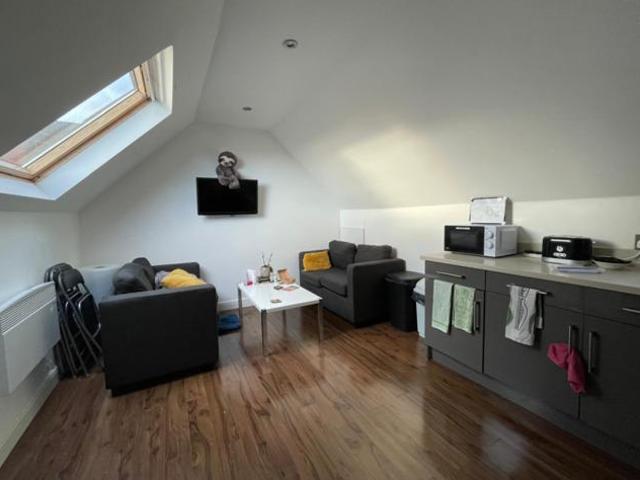For Rent 3 Bedroom Apartment Leeds West Yorkshire DLS101221922