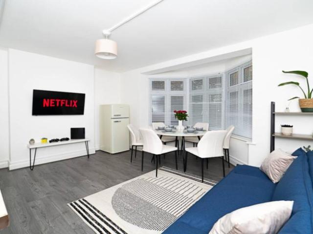 For Rent 3 Bedroom Apartment London London DLS101817408