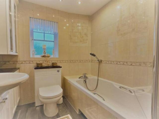 For Rent 3 Bedroom Apartment London London DLS92660537