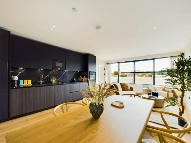 For Rent 3 Bedroom Apartment London London DLS92160144