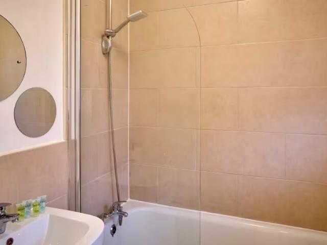 For Rent 3 Bedroom Apartment London London DS95981387