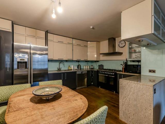 For Rent 3 Bedroom Apartment London London DS100571058